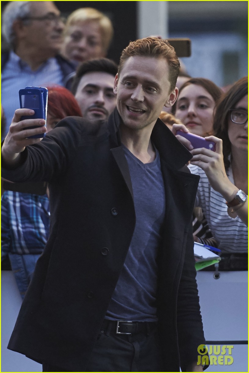 Tom Hiddleston Talks Baring It All for New Film 'Crimson Peak'!: Photo ...