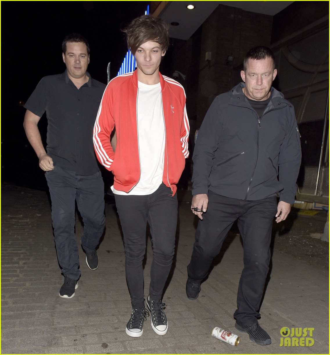 Niall Horan Calls Out Paparazzi For Being Rude To One Direction Fans ...