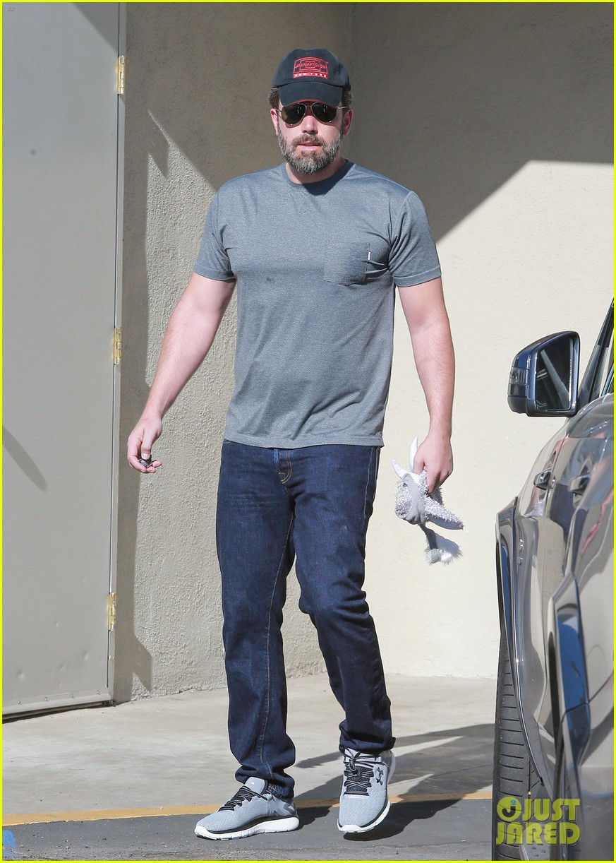 Ben Affleck Shaves Off His Scruffy Beard! (Photos): Photo 3483265 | Ben ...