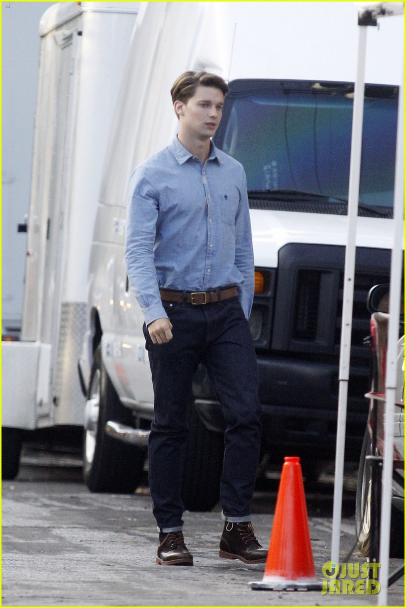 Chad Michael Murray & Patrick Schwarzenegger Get Preppy for 'Scream ...