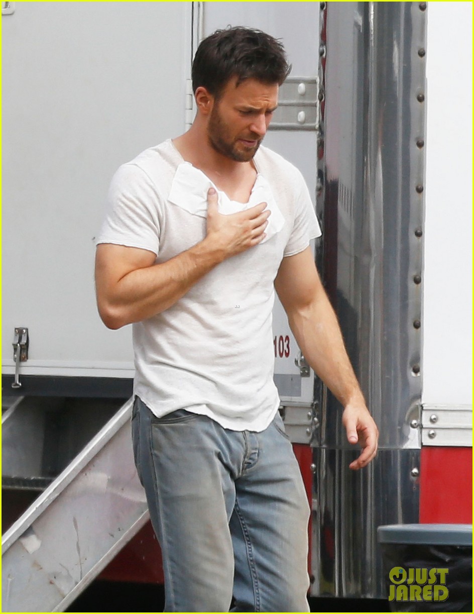Chris Evans Get to Work on 'Gifted' with Octavia Spencer: Photo 3486111 ...