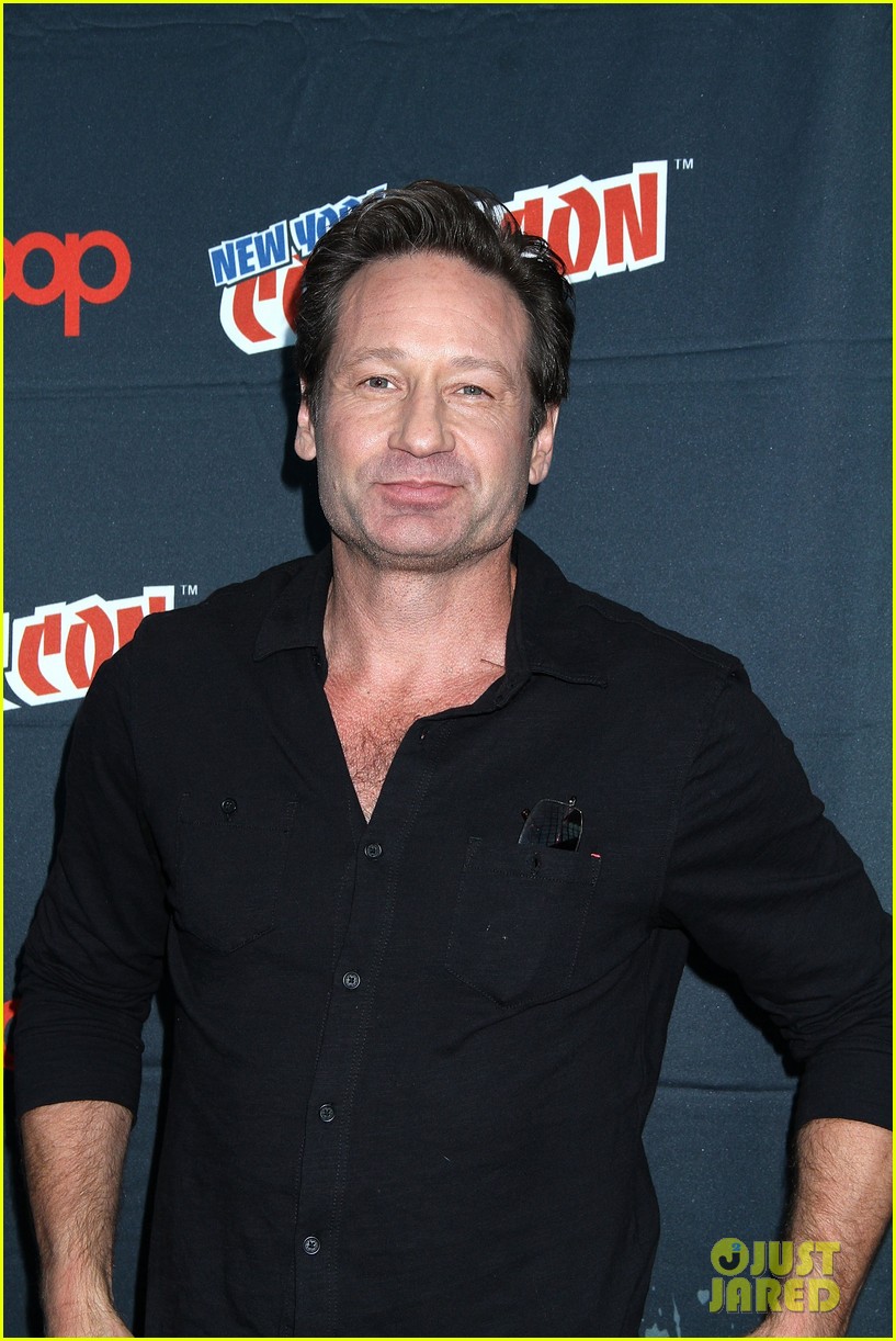 'X-Files' Revival Episode Debuts During New York Comic-Con!: Photo ...