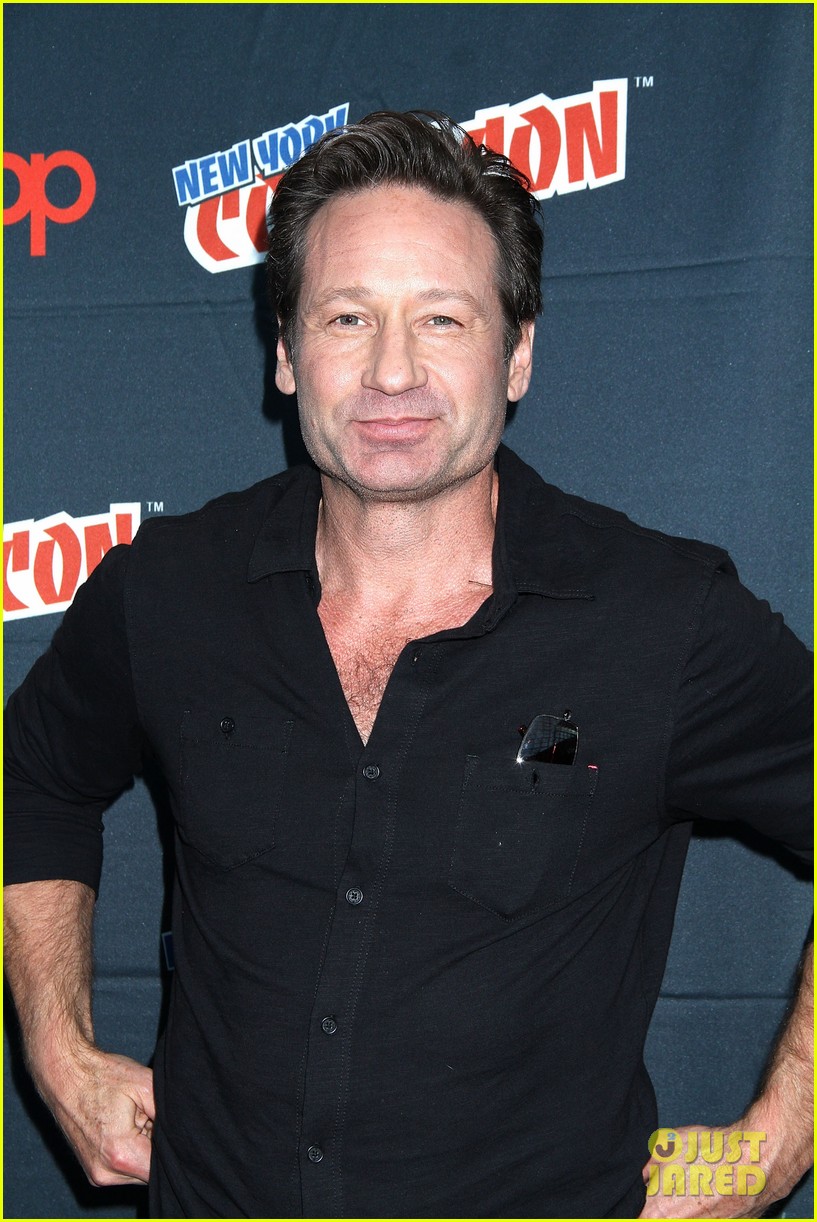 'X-Files' Revival Episode Debuts During New York Comic-Con!: Photo ...
