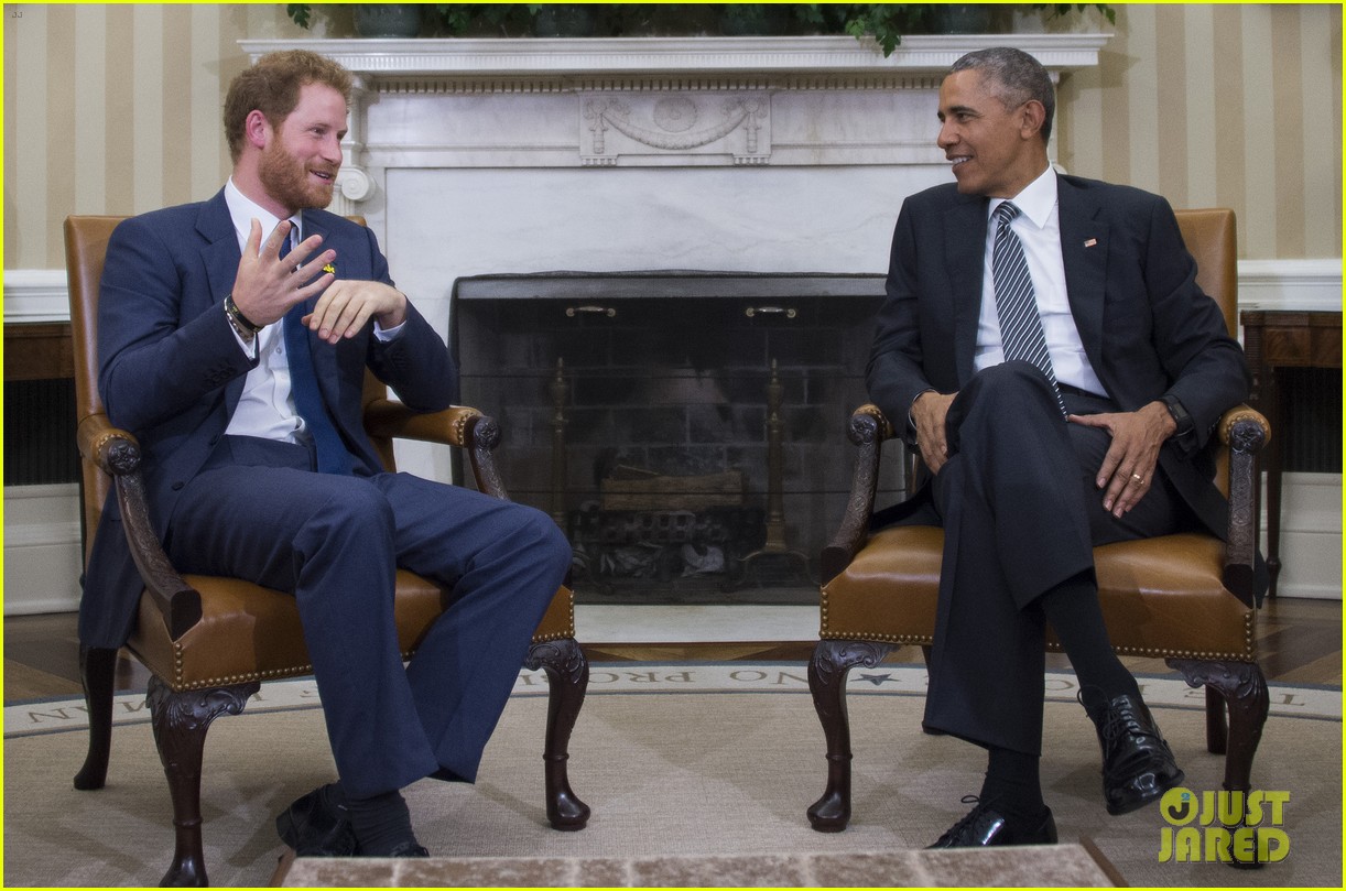 Prince Harry Meets With President Obama in the Oval Office: Photo ...
