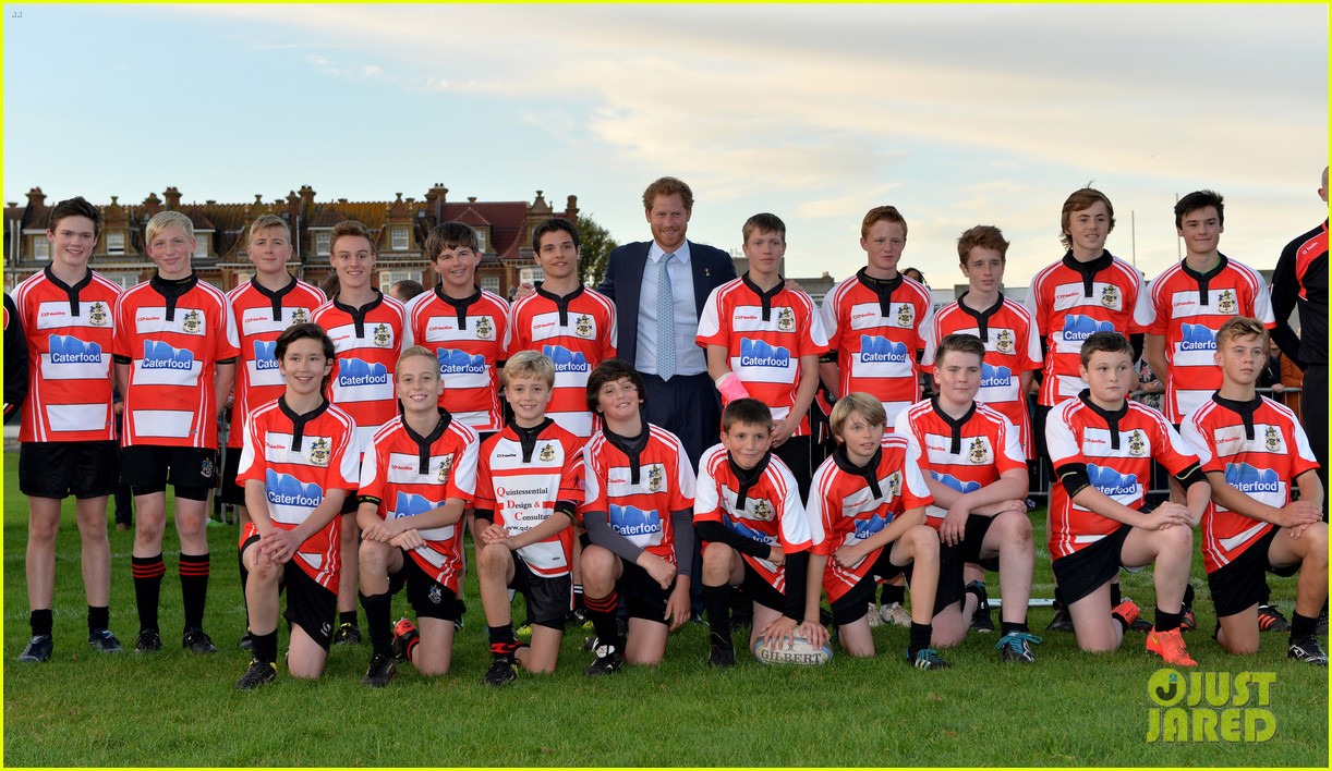 Prince Harry Presents Paignton Rugby Club With an Award: Photo 3479121 ...