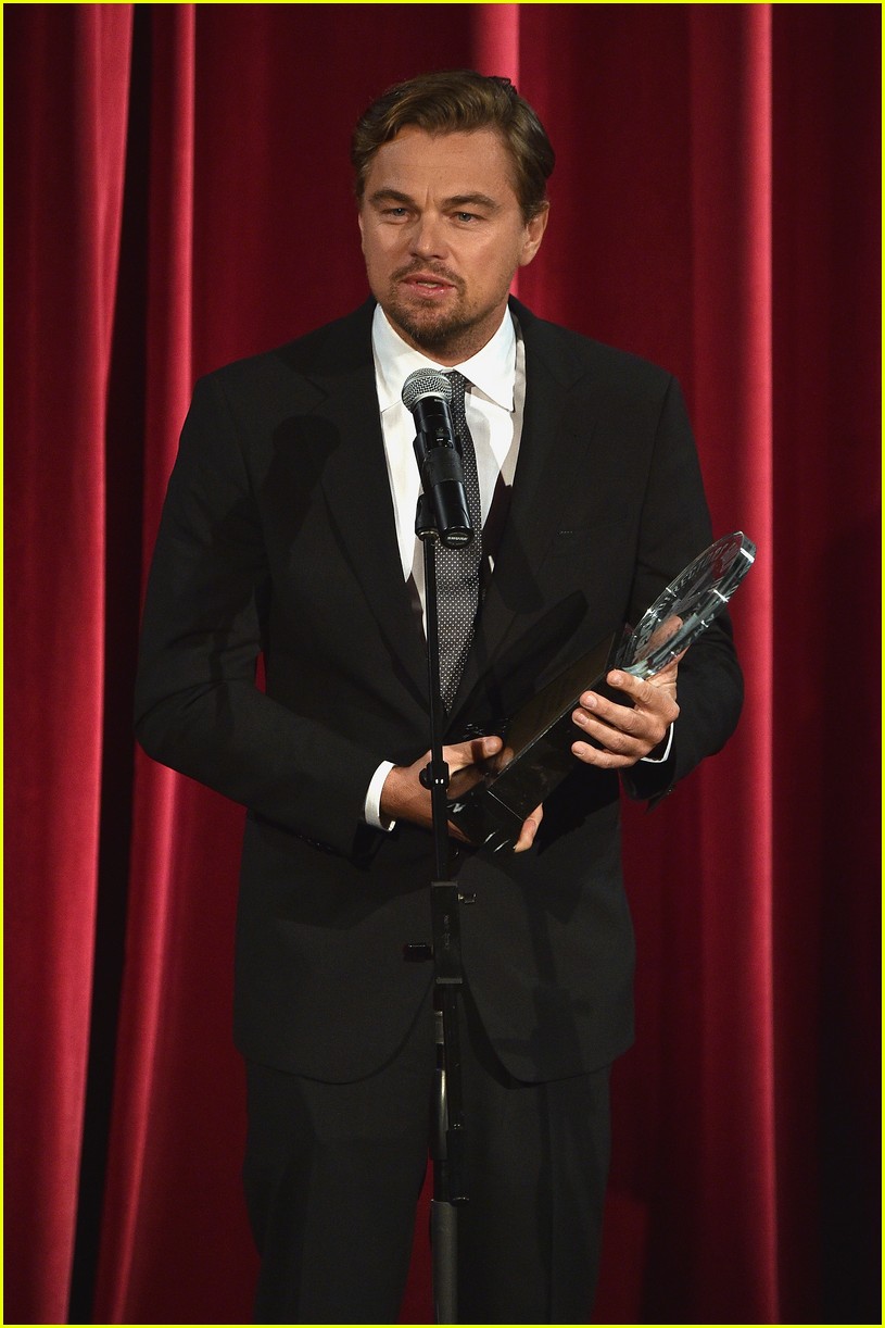 Bryce Dallas Howard Honors Dad Ron at DGA Event!: Photo 3484299 | Alan ...