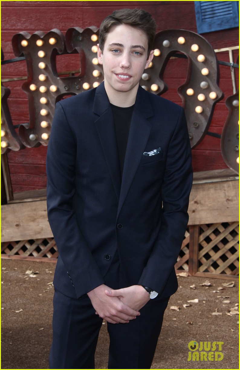 Jack Black Haunts the Premiere of 'Goosebumps' with Odeya Rush: Photo ...