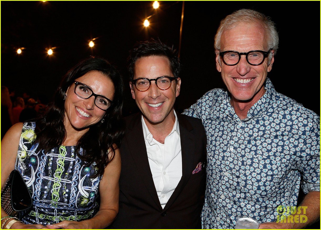 Julia Louis-Dreyfus' Son Joins Northwestern Basketball Team: Photo ...