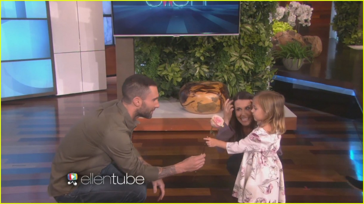 Adam Levine Meets the Girl Who Cried Over Him Being Married: Photo ...