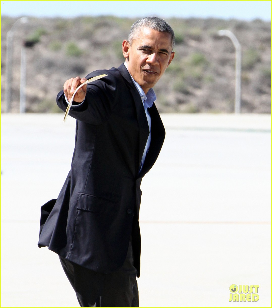 Barack Obama Gives Kanye West Presidential Advice: Photo 3481330 ...