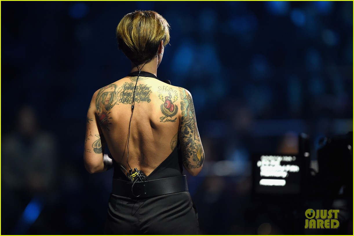 Full Sized Photo of ruby rose mtv emas outfits 04 | Photo 3491116 ...