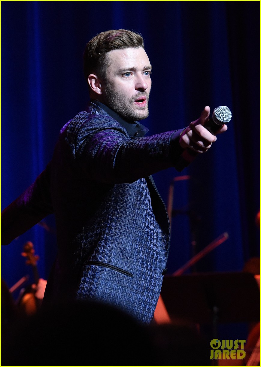 Watch Justin Timberlake Sing at Memphis Music Hall of Fame, Give ...