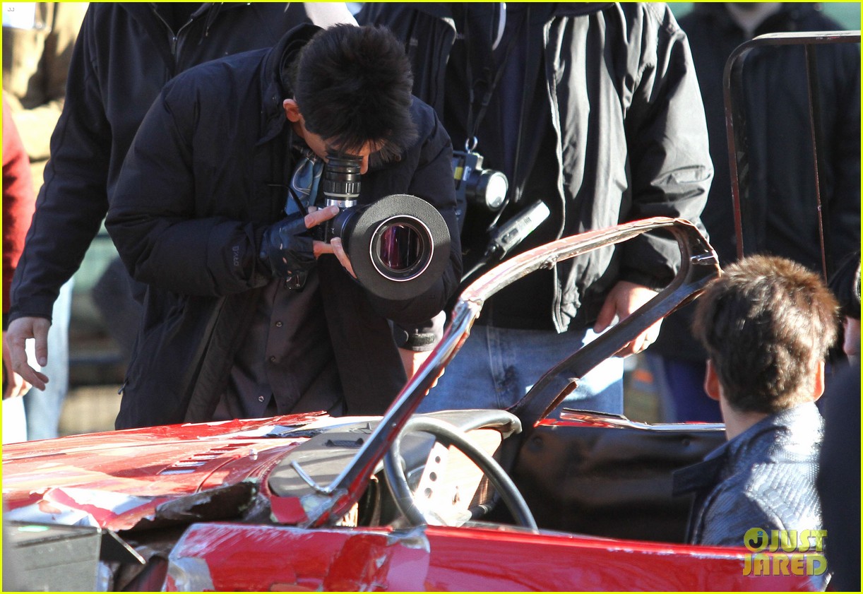 Photo: ben stiller car crash zoolander 2 filming 05 | Photo 3514356 ...