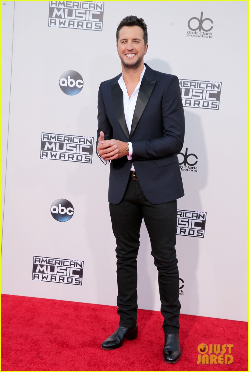 Luke Bryan & Sam Hunt Represent Country at AMAs 2015!: Photo 3514900 ...
