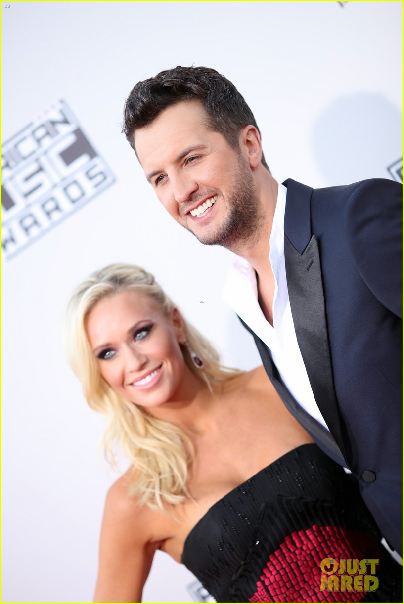 Luke Bryan & Sam Hunt Represent Country at AMAs 2015!: Photo 3514915 ...