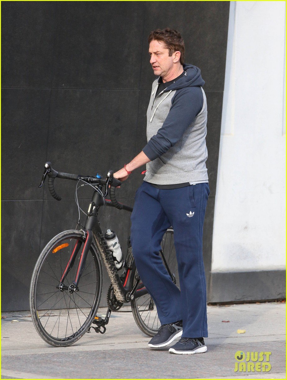 Gerard Butler's 'Headhunter's Calling' Adds Two New Actresses to the ...