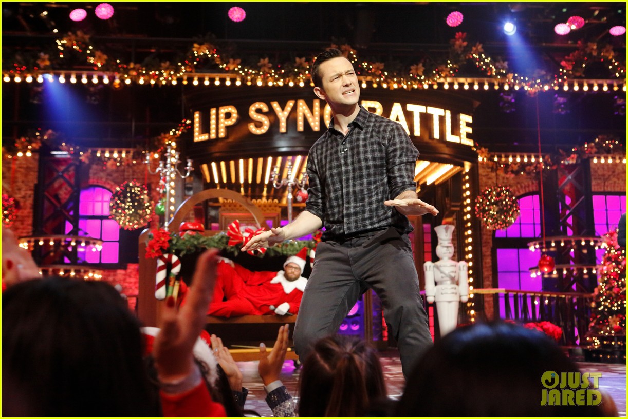 Joseph Gordon-Levitt Perfectly Channels Janet Jackson on 'Lip Sync ...