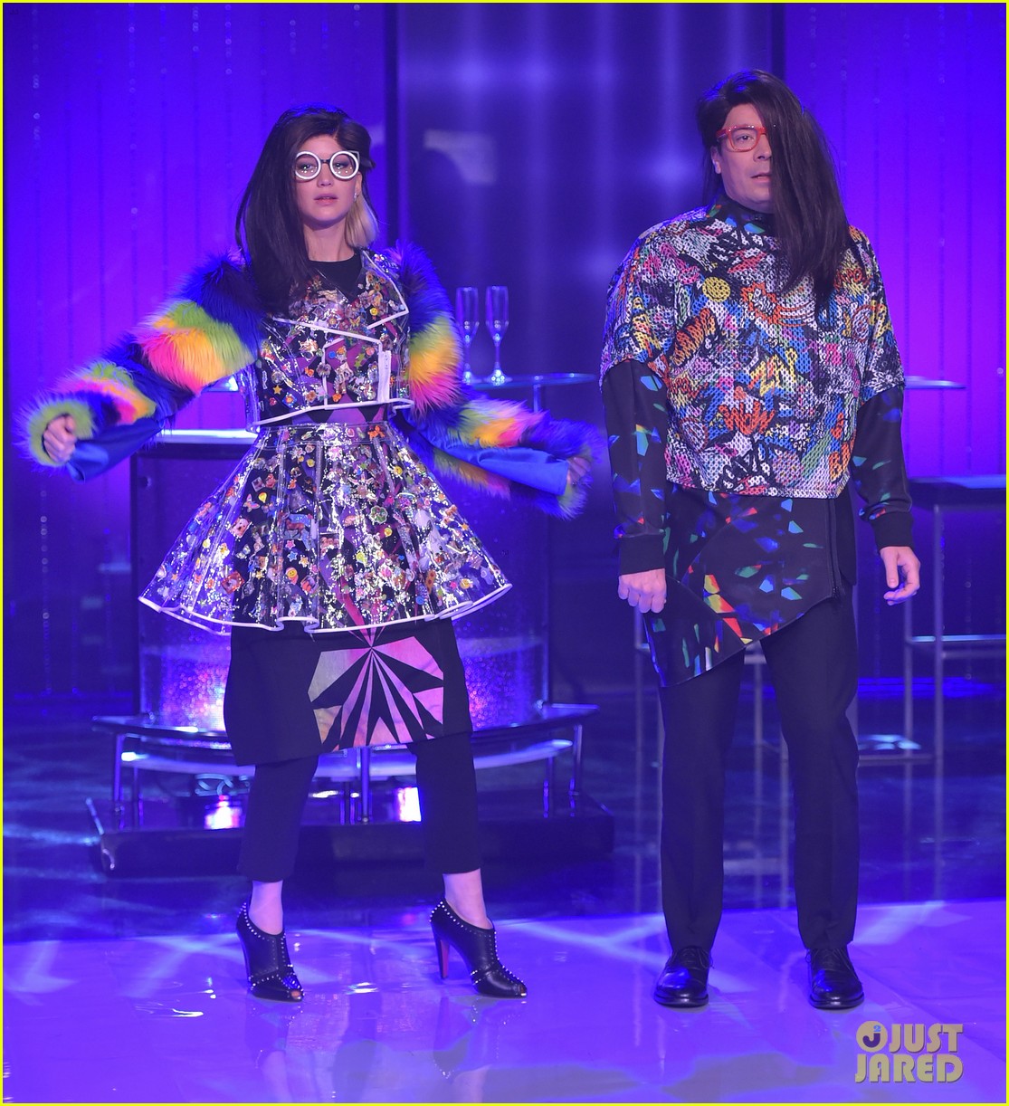 Jennifer Lawrence Wore the Craziest Outfit Ever on 'Fallon': Photo ...