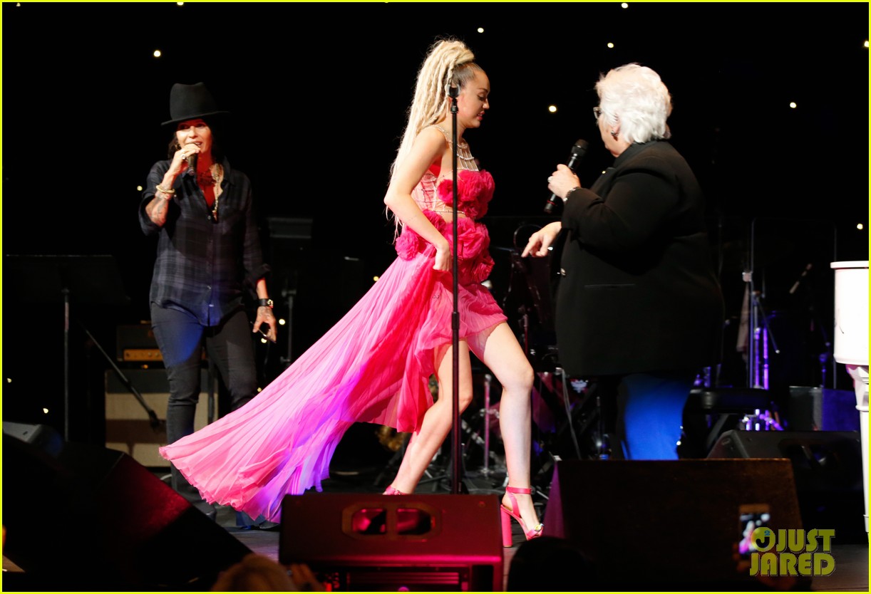 Miley Cyrus Channels a Pink Floral Mermaid at LGBT Center Vanguard ...