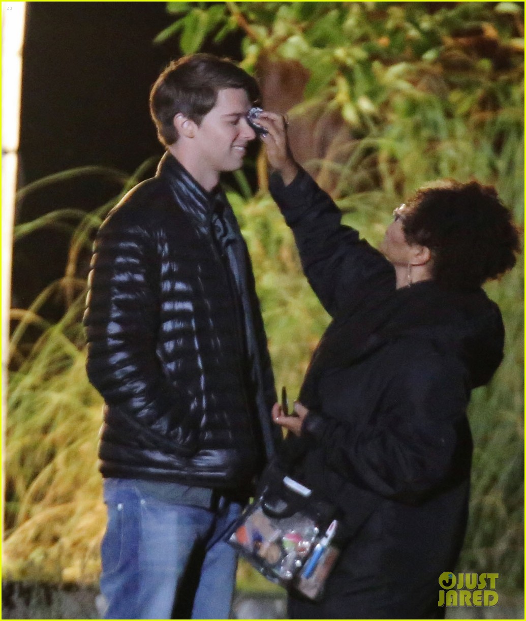 Patrick Schwarzenegger Crashes A House Party For Bella Thorne On ...