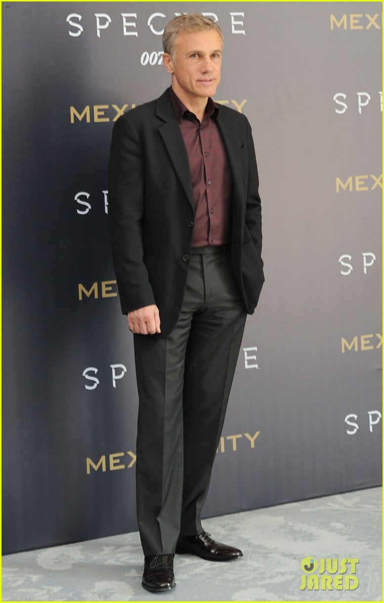 Sam Smith Joins Daniel Craig & 'Spectre' Cast At Mexico City Photo Call ...