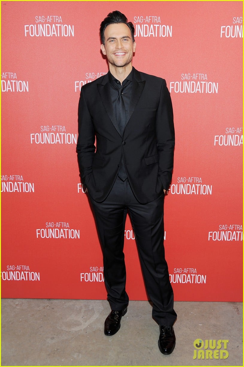 Abigail Spencer & Cheyenne Jackson Make It a Date Night at SAG ...