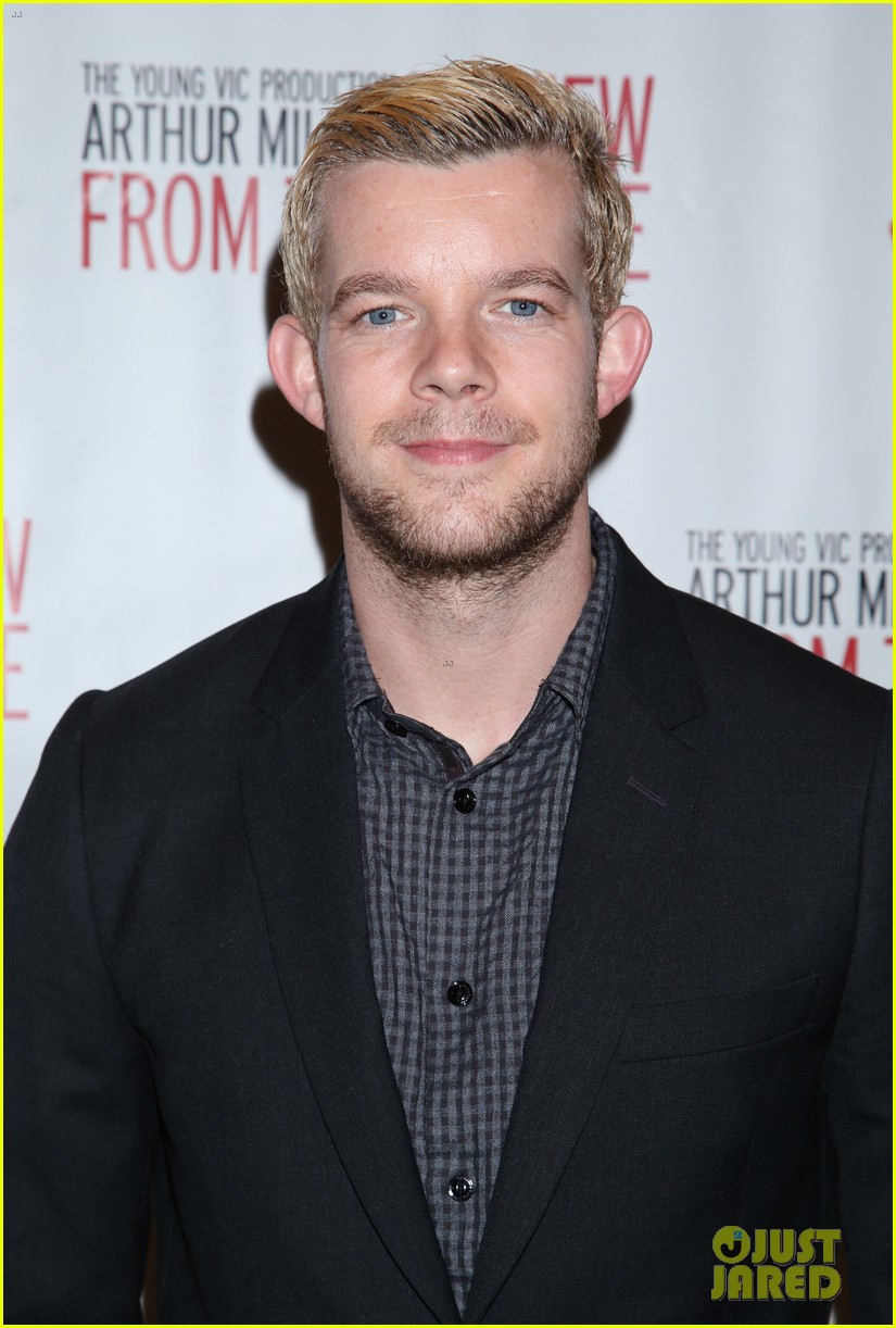Russell Tovey Makes His Singing Debut in ‘View from the Bridge’: Photo ...