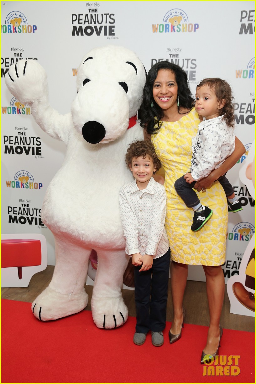 Photo: naomi watts liev schreiber peanuts movie 12 | Photo 3497576 ...
