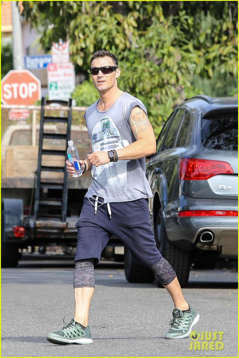Brian Austin Green Is Looking Very Buff These Days!: Photo 3523365 ...