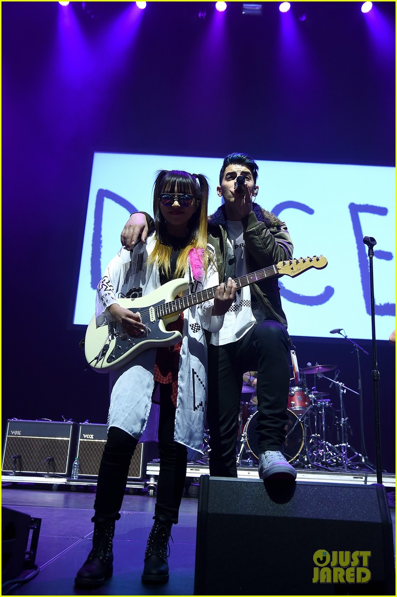 DNCE Stop By Elvis Duran's Morning Show Ahead of Jingle Ball 2015 ...
