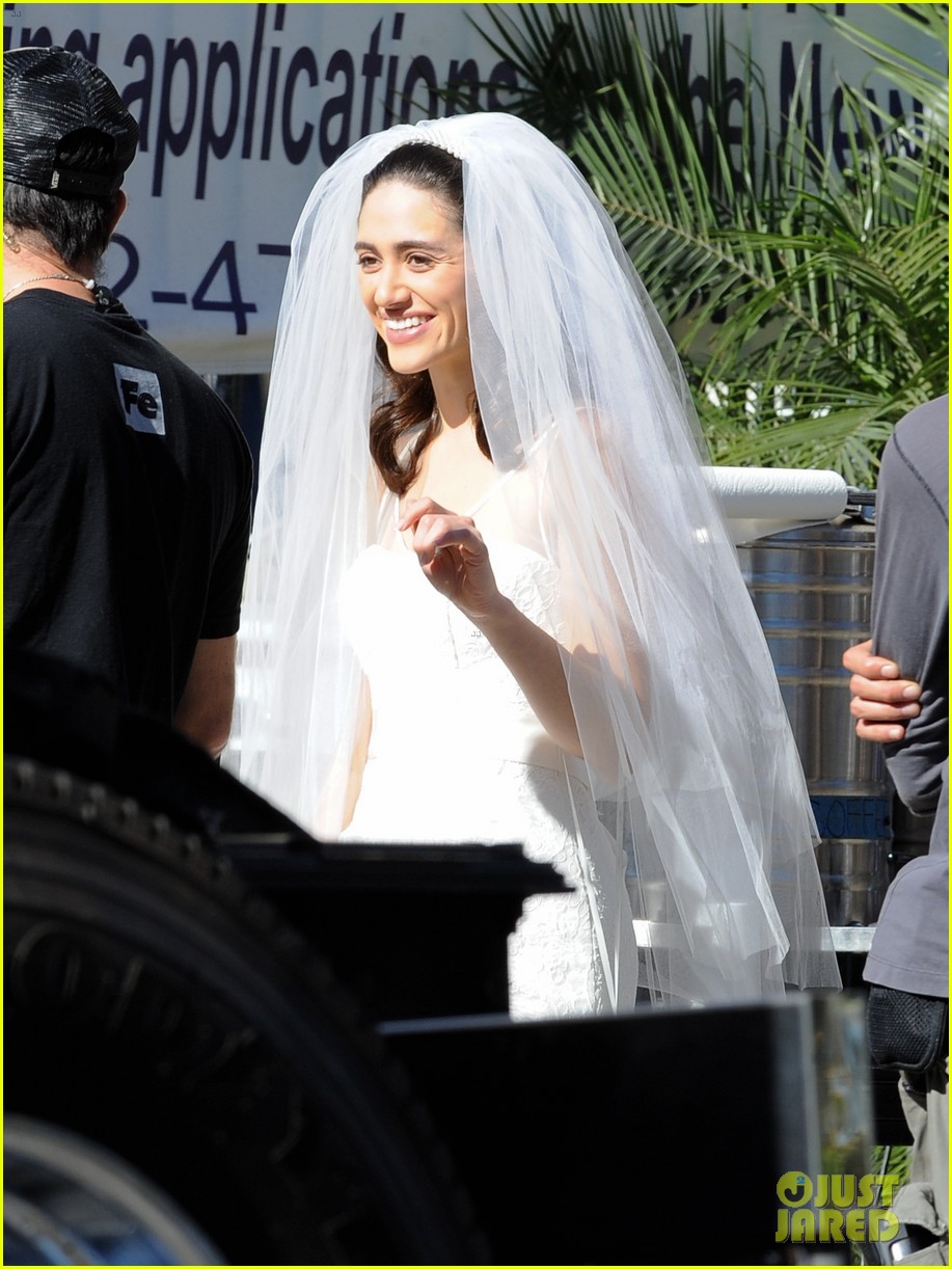 Emmy Rossum Makes for a Gorgeous Bride for 'Shameless': Photo 3521023 ...