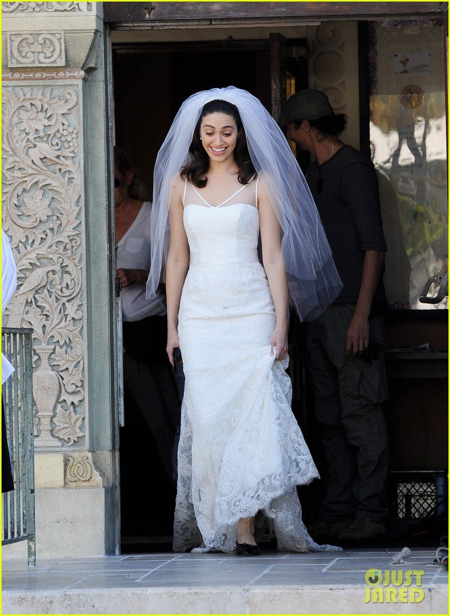 Emmy Rossum Makes for a Gorgeous Bride for 'Shameless': Photo 3521030 ...