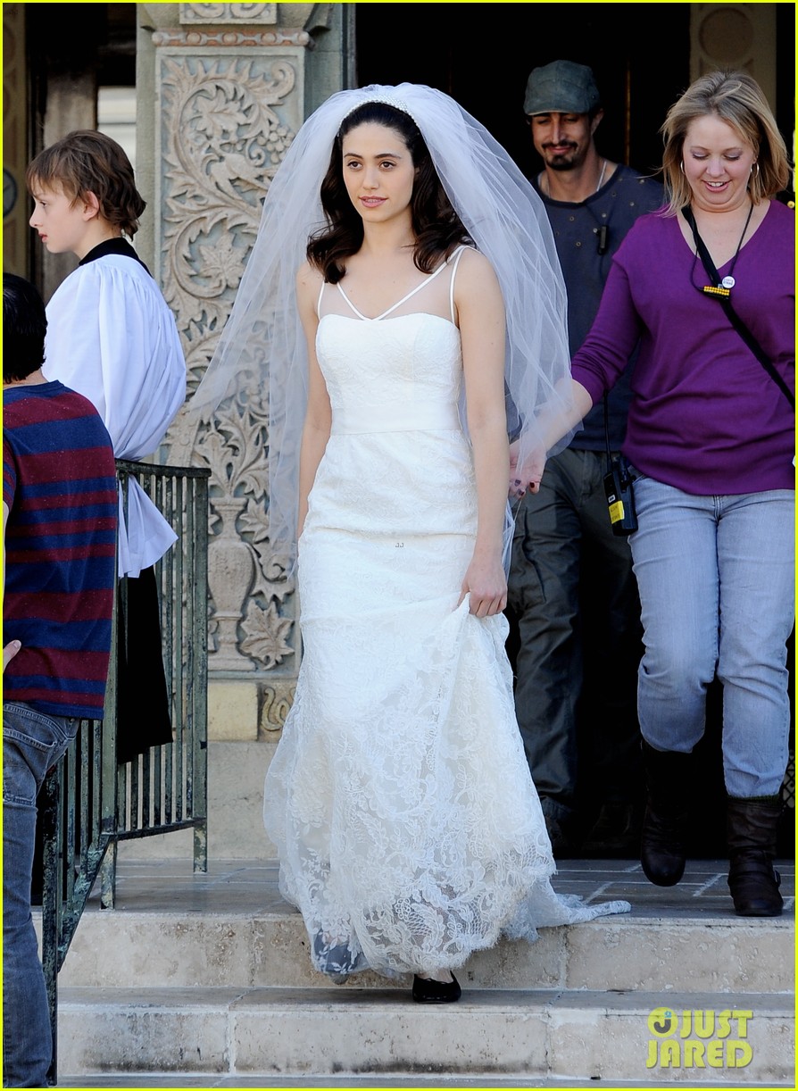 Emmy Rossum Makes for a Gorgeous Bride for 'Shameless': Photo 3521032 ...
