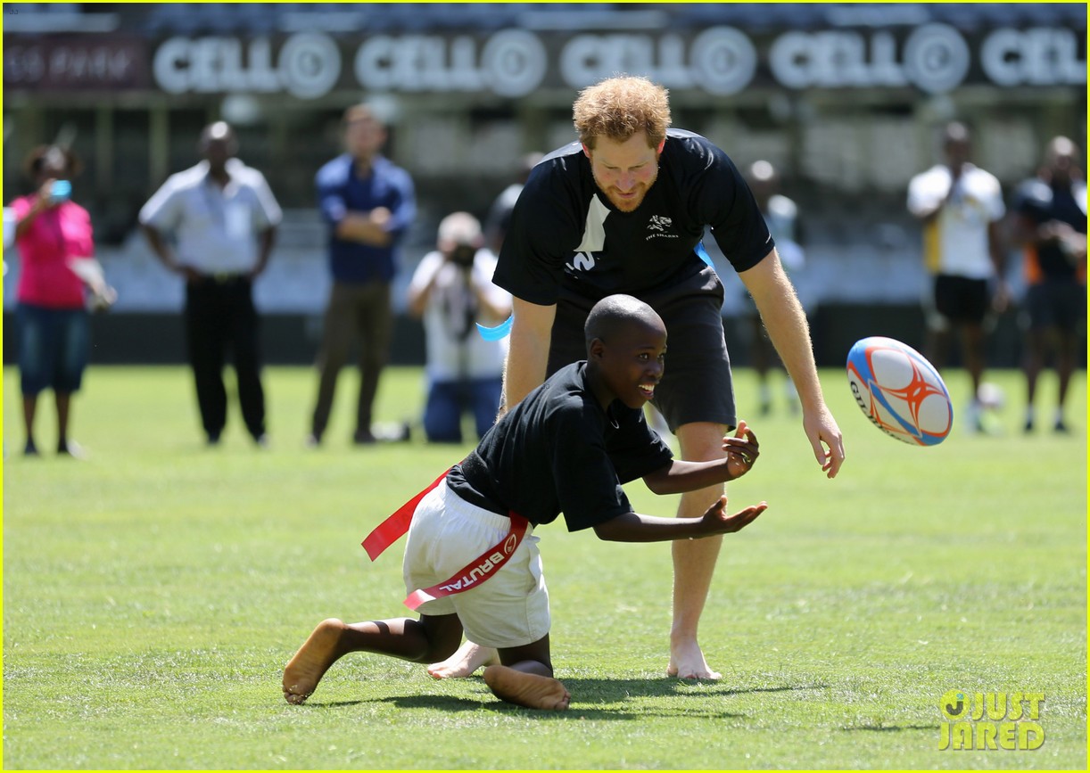 Prince Harry Plays Rugby Game with Kids in South Africa: Photo 3520318 ...