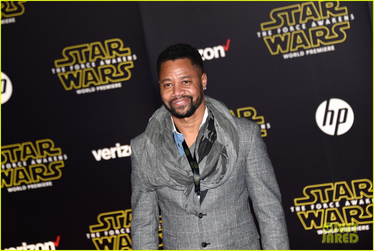 Joseph Gordon-Levitt Dresses as Yoda at 'Star Wars' Premiere!: Photo ...