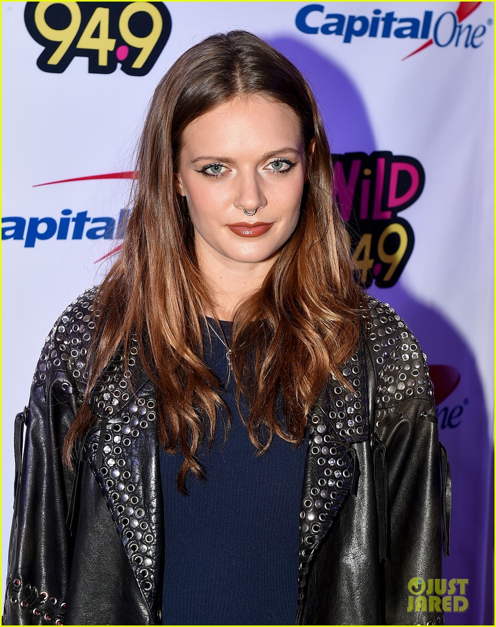 Tove Lo & Shawn Mendes Hit Jingle Ball 2015 in Oakland - See The Pics ...