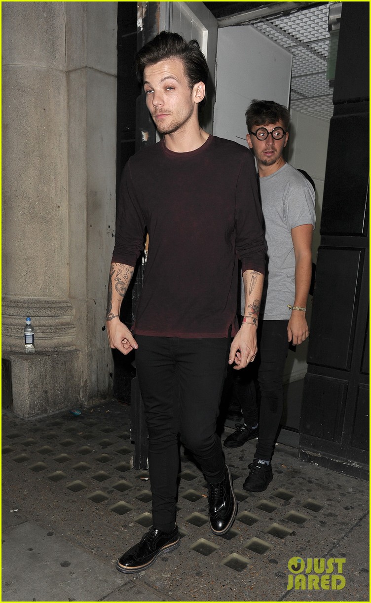 One Direction Guys Party Together After Final Pre-Hiatus Performance ...