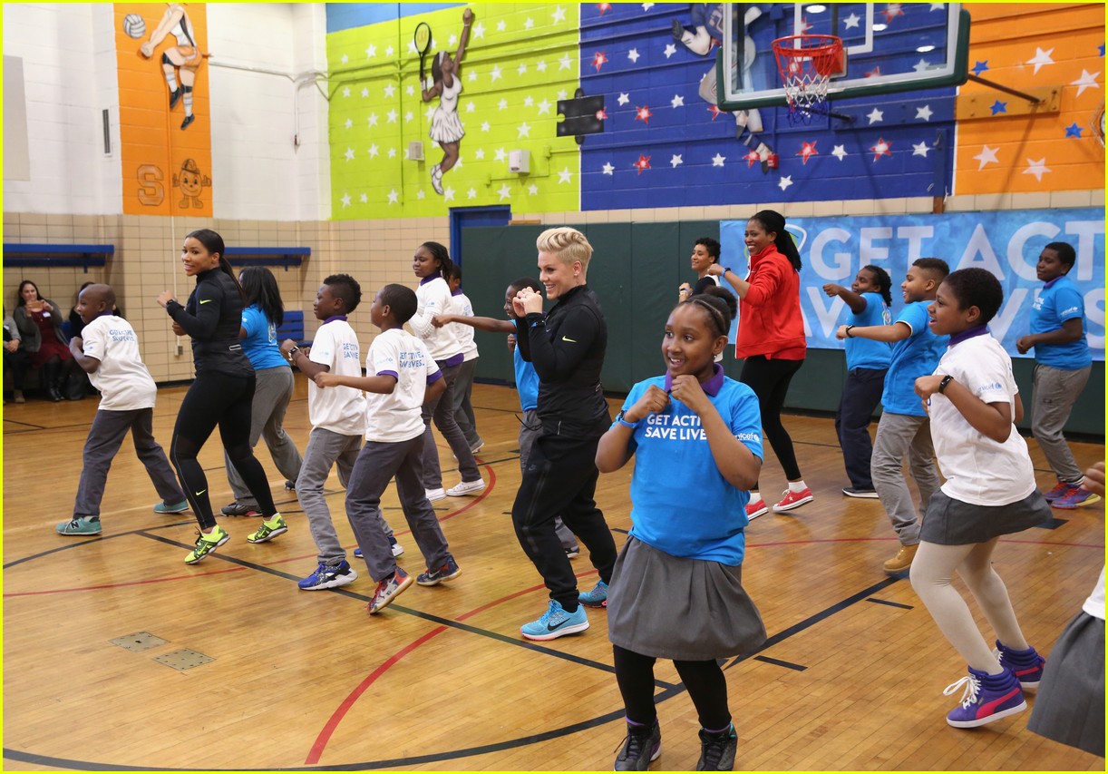 Pink Becomes UNICEF Ambassador & Joins Fight to End Malnutrition: Photo ...