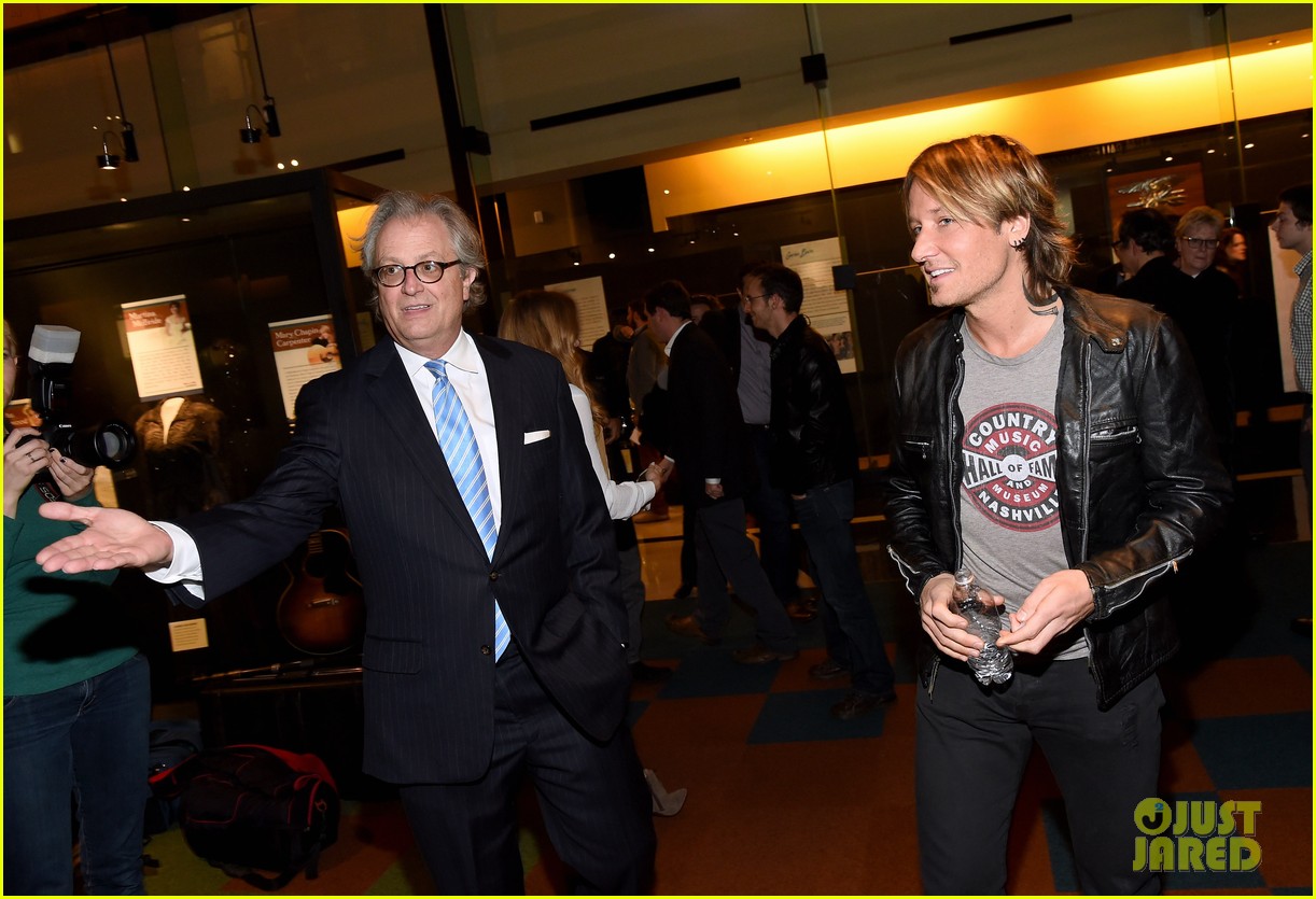 Keith Urban Reveals His Dad Is In Hospice Care & Only Has a Few Weeks ...