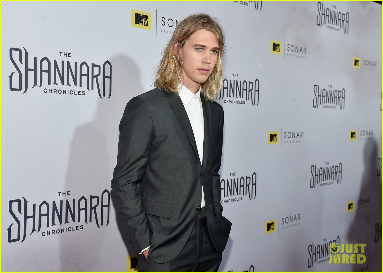 Austin Butler Brings Girlfriend Vanessa Hudgens To 'Shannara Chronicles ...