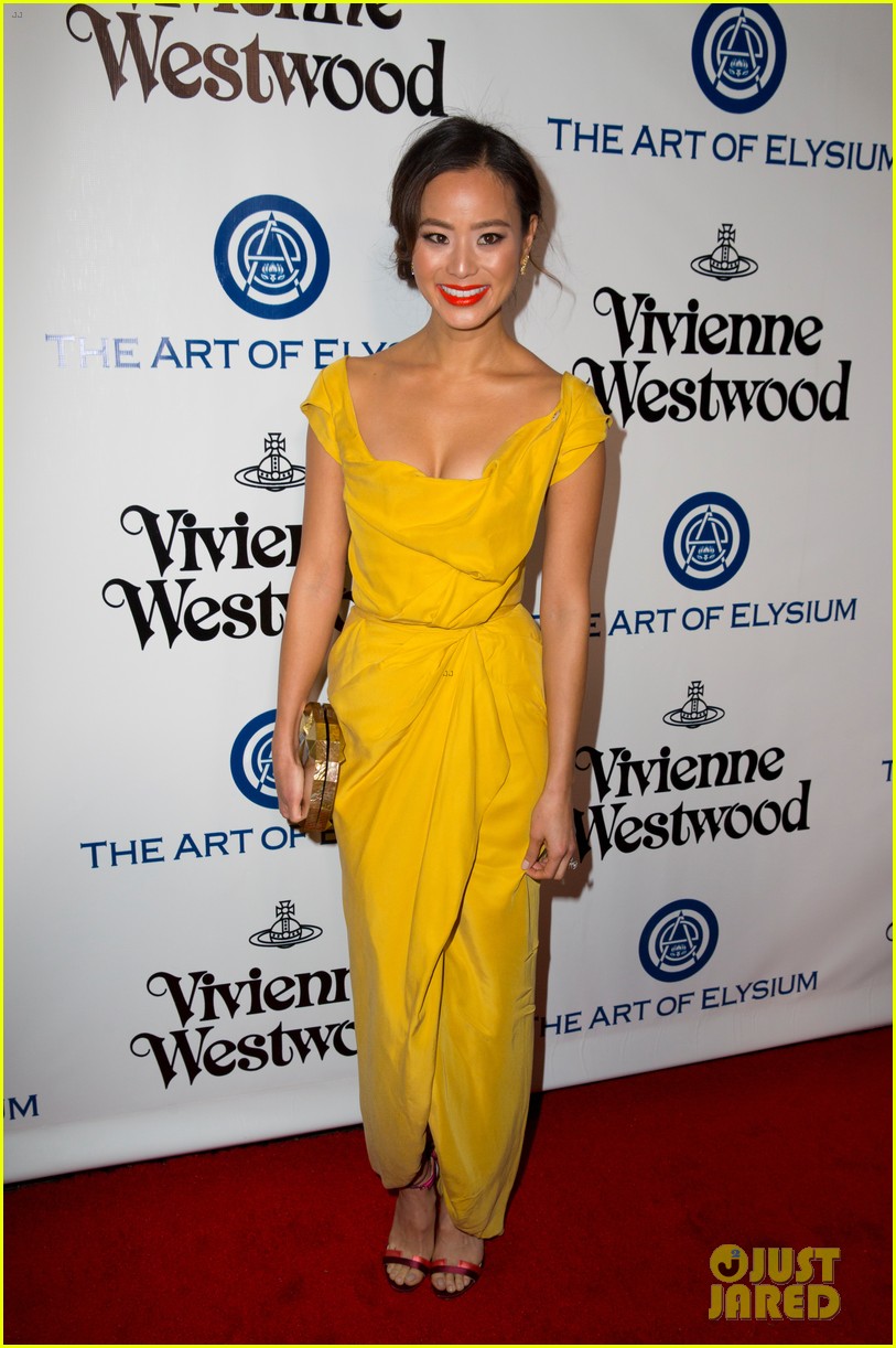 Camilla Belle & Malin Akerman Keep It Classy at Heaven Gala: Photo ...