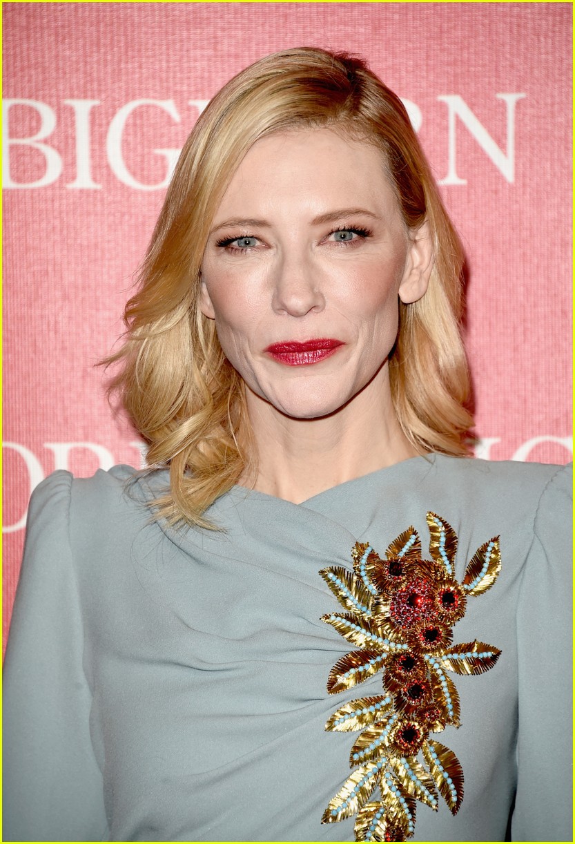 Cate Blanchett Takes Home Desert Palm Achievement Award at Palm Springs ...
