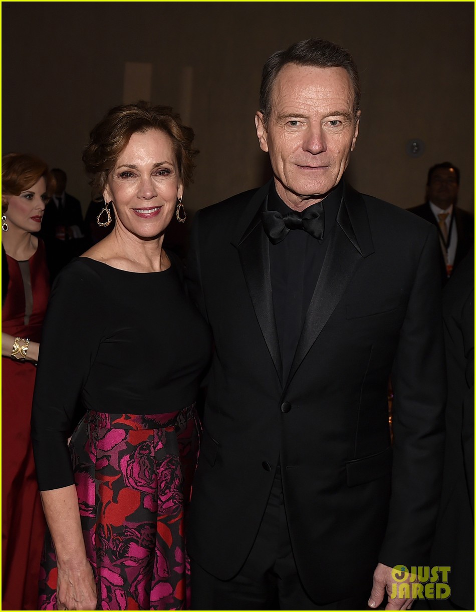 Bryan Cranston & Helen Mirren Represent 'Trumbo' at Golden Globes 2016 ...