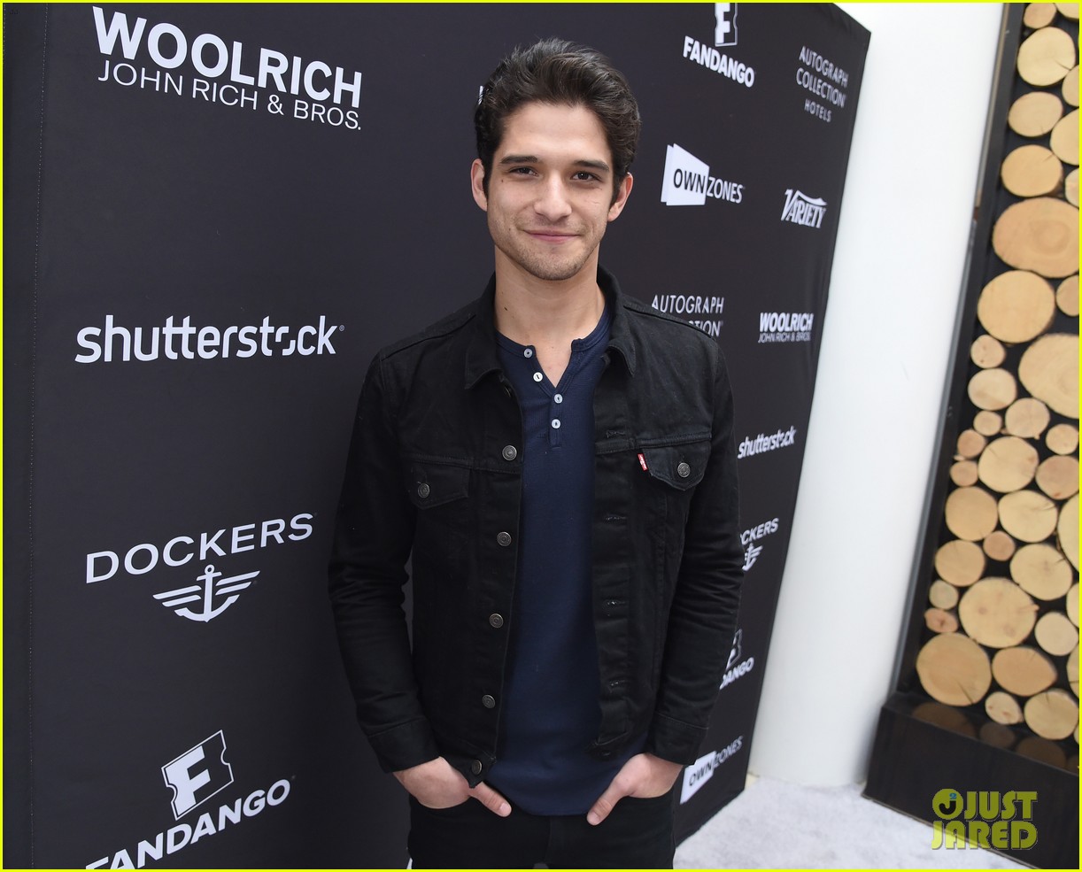 Austin Butler & Tyler Posey Buddy Up At 'Yoga Hosers' Sundance 2016 ...