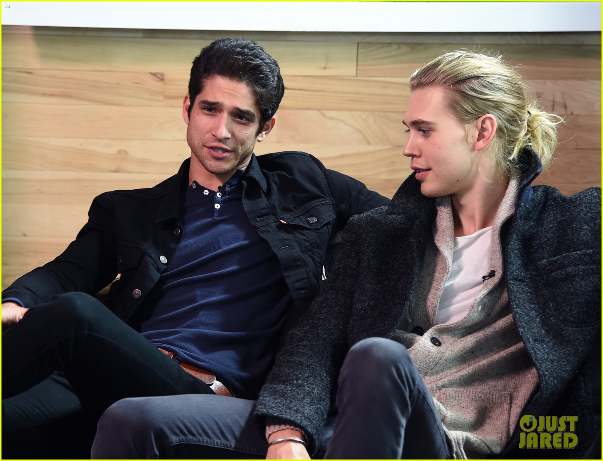 Austin Butler & Tyler Posey Buddy Up At 'Yoga Hosers' Sundance 2016 ...
