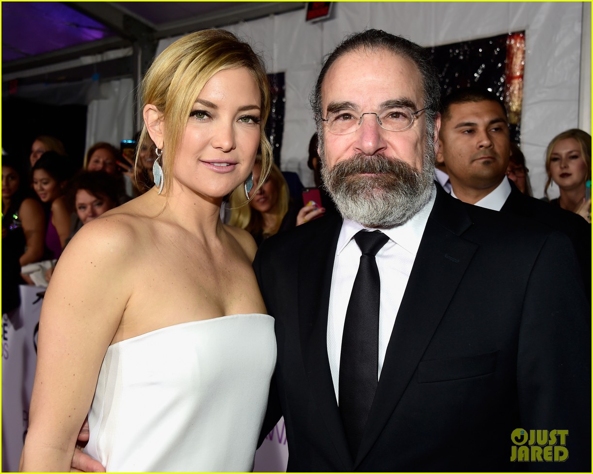 Claire Danes & Mandy Patinkin Rep 'Homeland' at People' Choice Awards ...