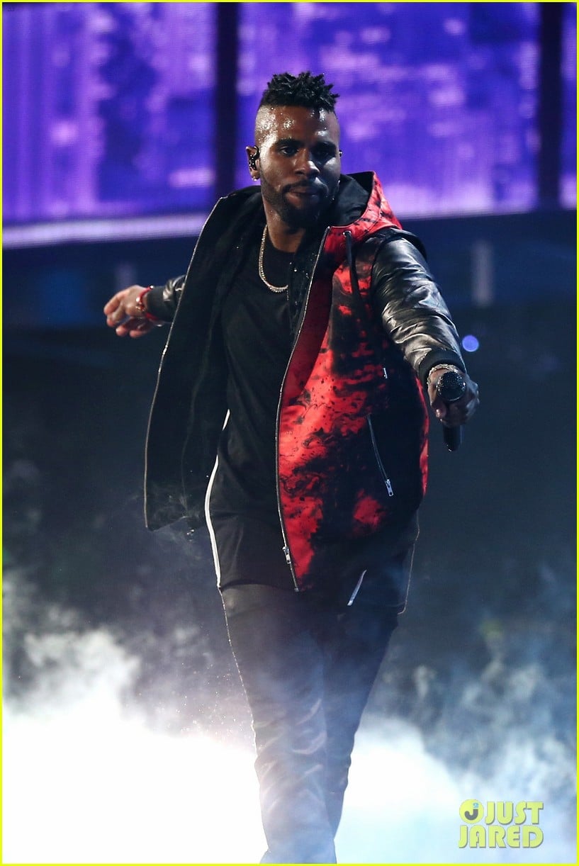 Jason Derulo Performs Medley at People's Choice Awards 2016! (Video ...