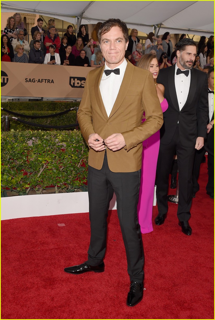 Michael Shannon & Rupert Friend Strike a Pose at SAG Awards 2016: Photo ...