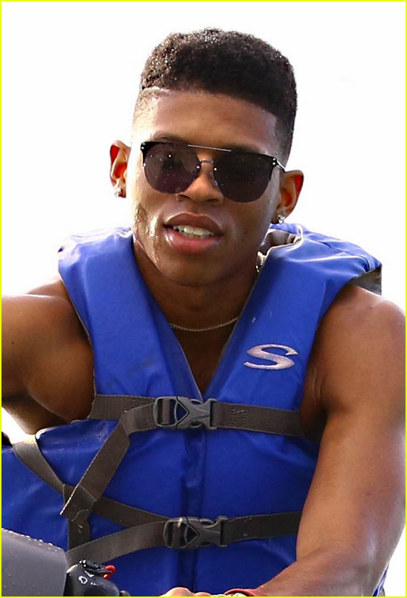Empire's Bryshere Gray Takes a Jetski for a Spin at Sea: Photo 3542330 ...
