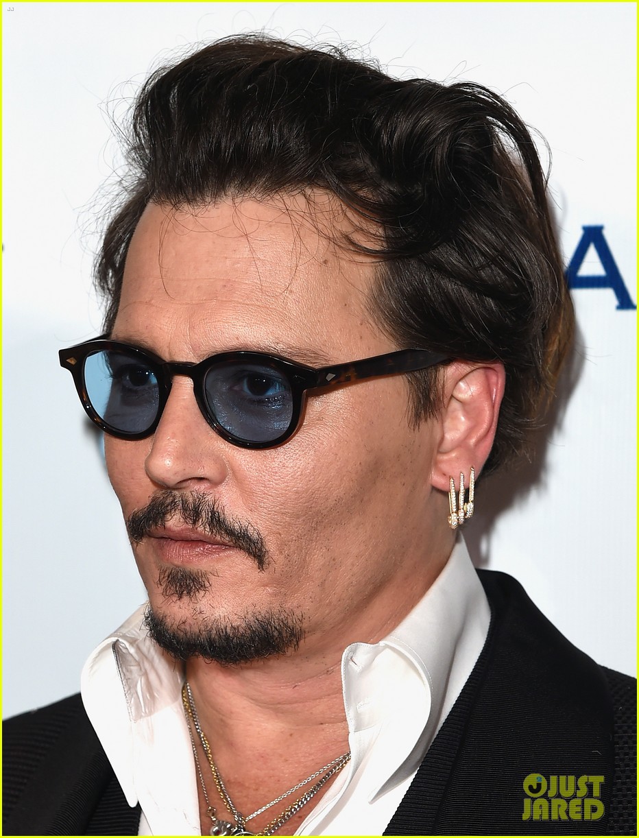 Johnny Depp & Amber Heard Are Red Hot for Art of Elysium!: Photo ...